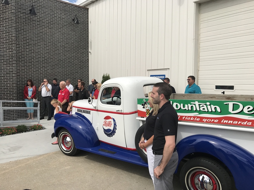 Mahaska's Norfolk Grand Opening | Mahaska Bottling Company